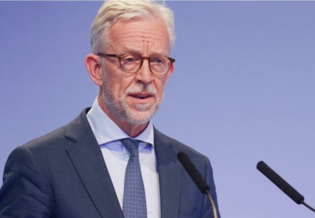 Deutsche Bank Deputy CEO Karl von Rohr Resigns! | FinCrime Observer